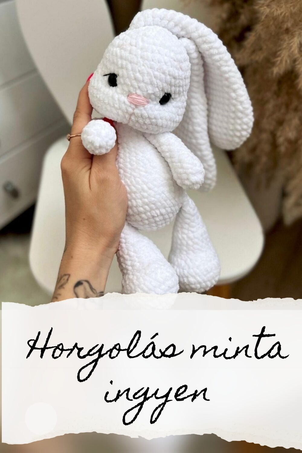 Elya, a pihe-puha hosszú fülű horgolt plüss nyuszi - helmocrochet